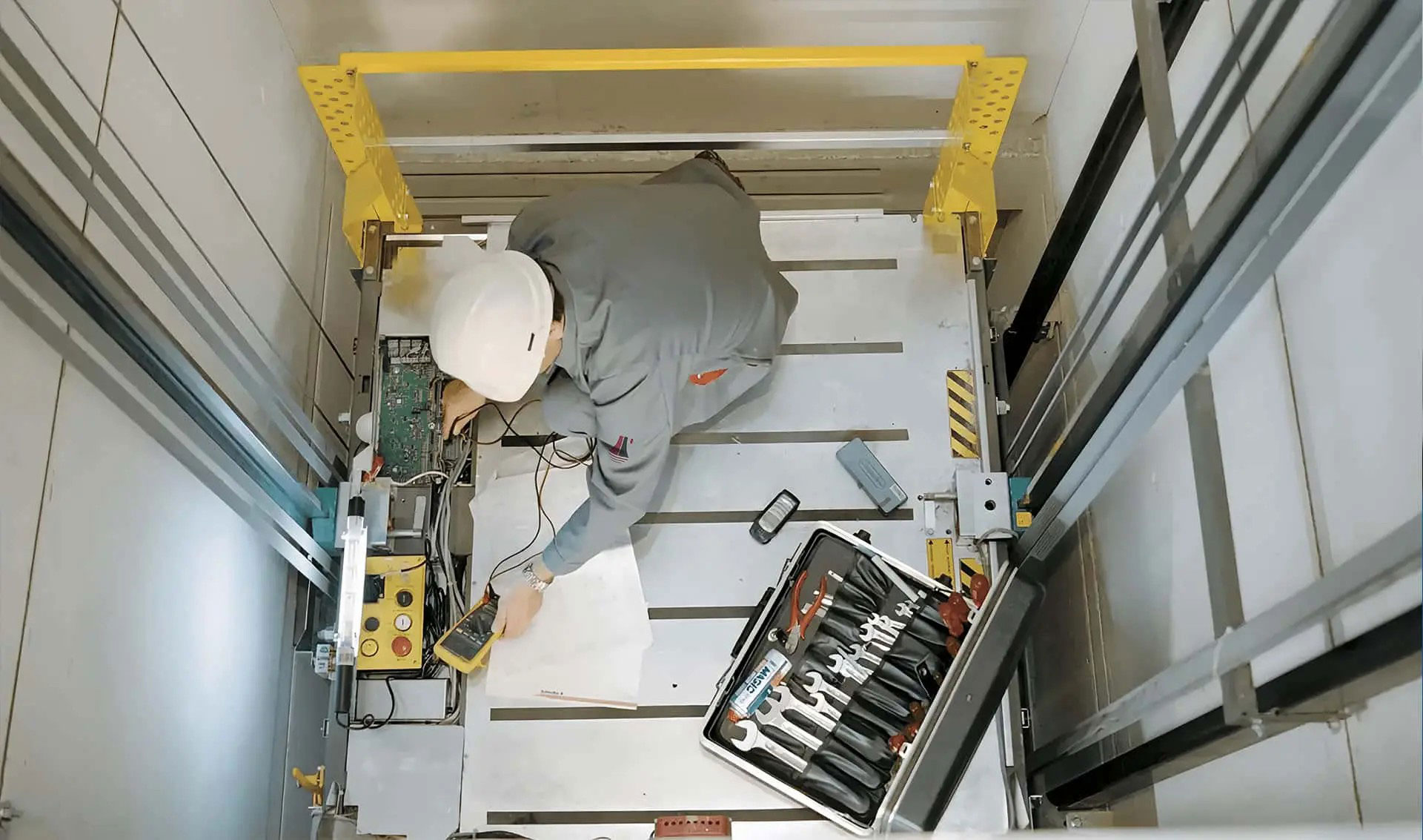 How Much Does It Cost To Install An Elevator? - Fujita Machine ...